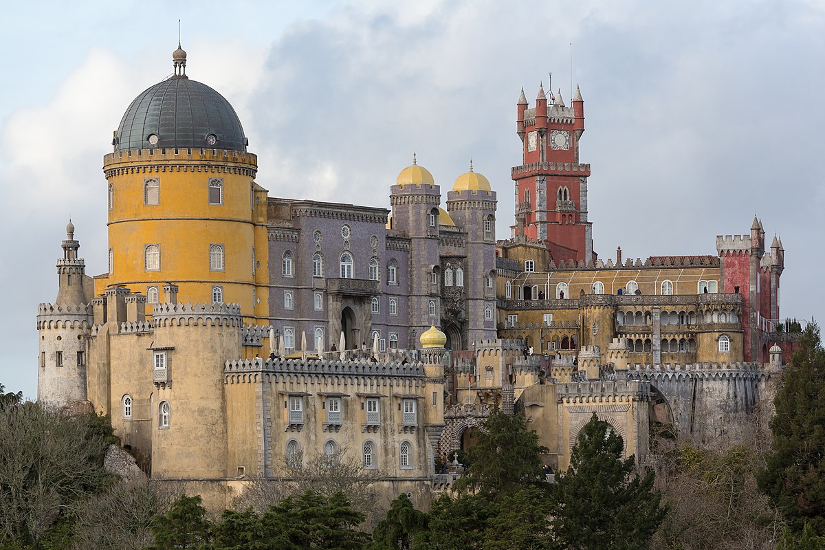 Portugal in September: Complete Travel Guide - Town of Traveller